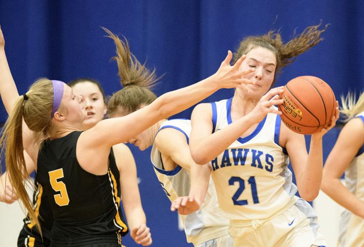 Sioux City East girls basketball erupts in third period against Council ...
