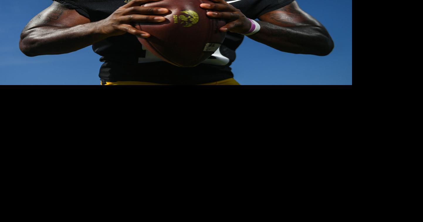 Goodson runs for 153 yards, 3 TDs in No. 5 Iowa's victory