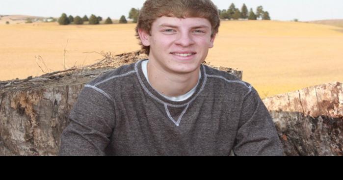 BOYS: L-B's Lefler breaks school scoring mark in victory