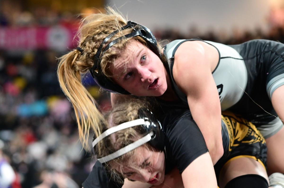 Girls state wrestling: Five from area still in title hunt