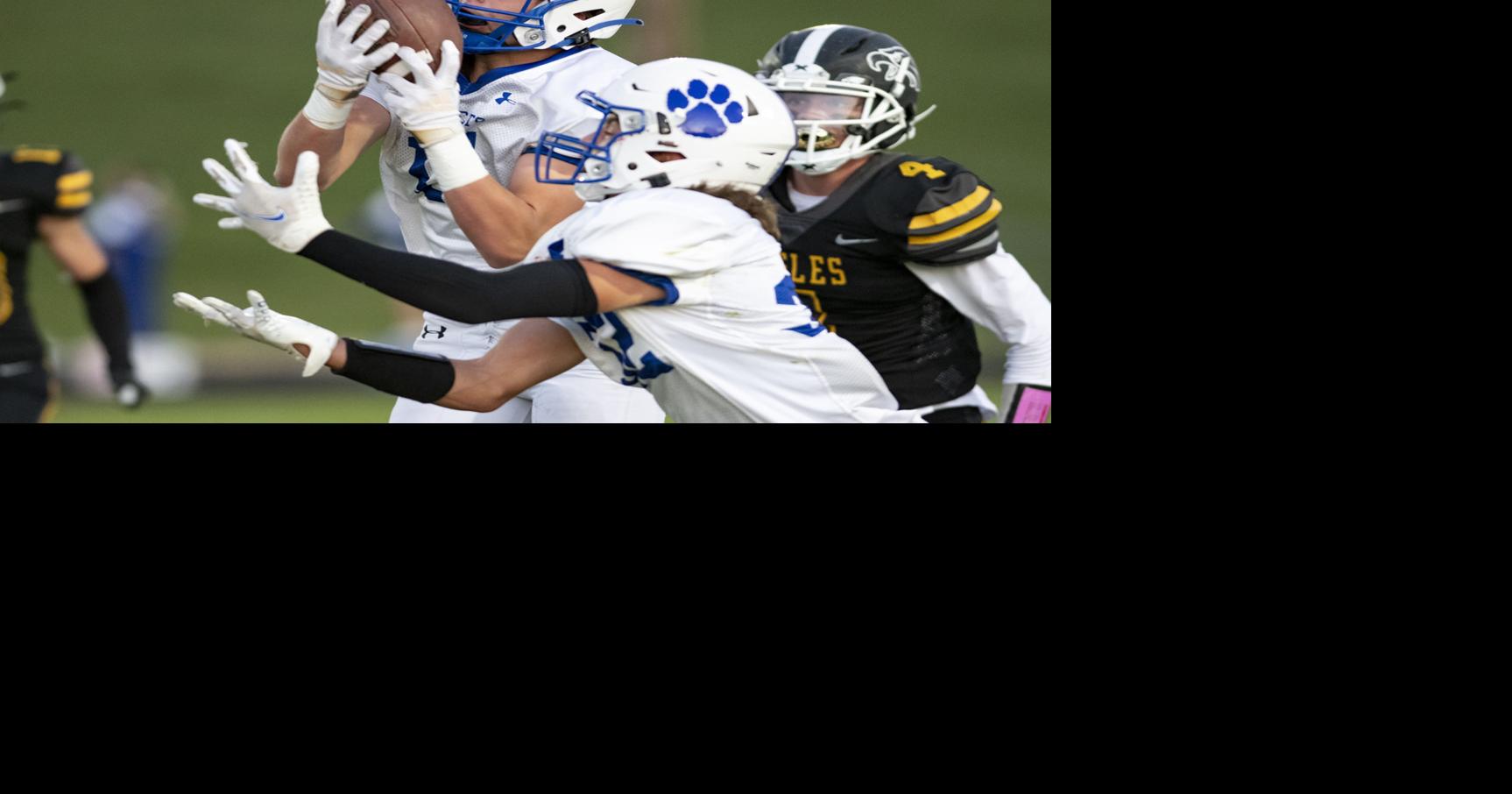 PHOTOS: Woodbury Central vs Lawton-Bronson football