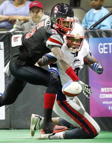 Photos: Bandits football vs Bloomington Edge