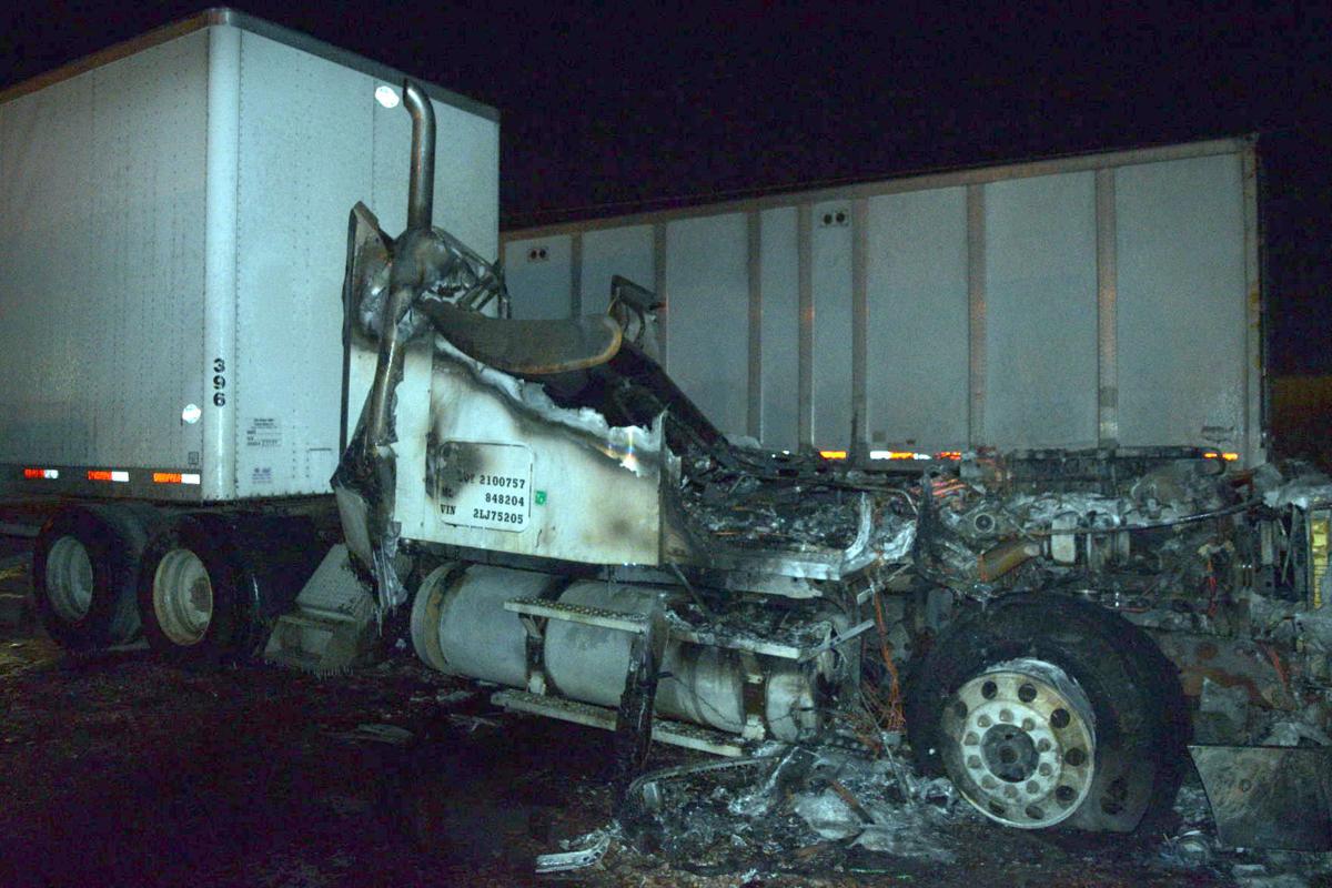 Semi fire quickly knocked down by South Sioux City crews