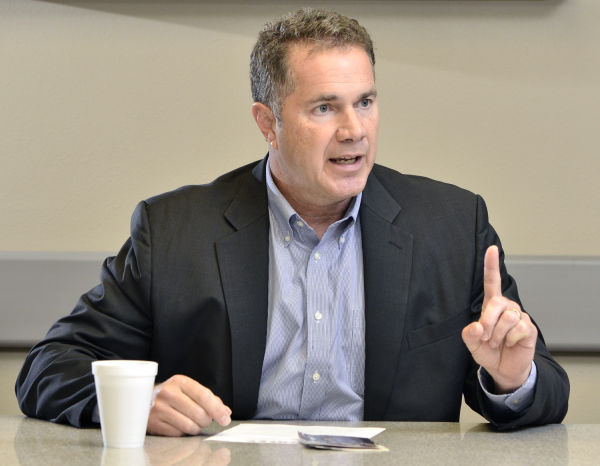 Braley, appearing in Sioux City, defends record on veterans issues