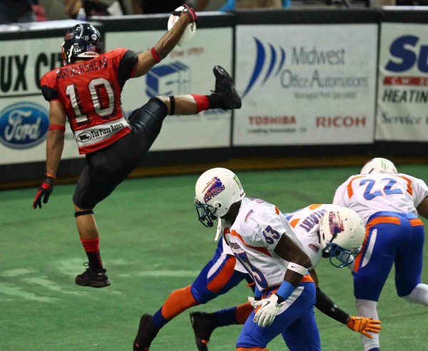 Bromance is in the air at Sioux City Bandits