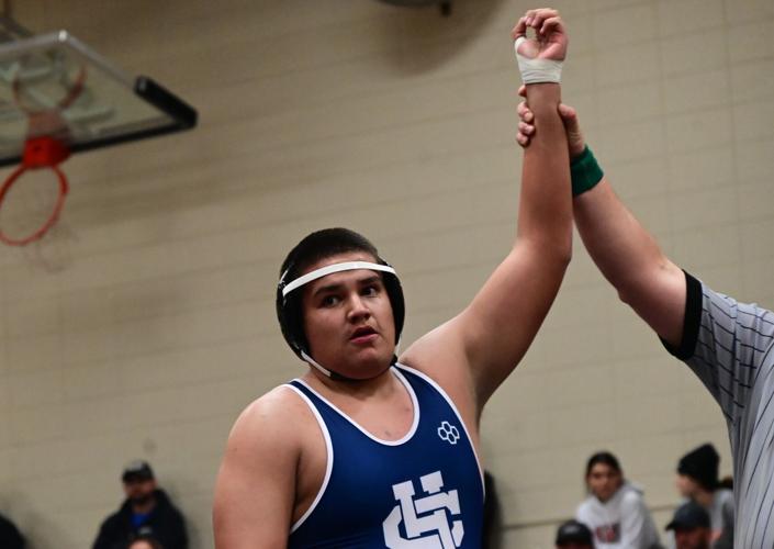 Wrestling season returns, SB-L sweeps home triangular