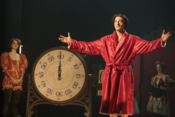 Review: Spoiler alert: 'Houdini' reveals all about magician