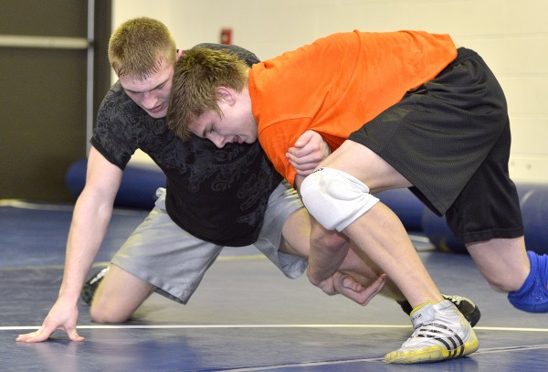 Marcus, Iowa, wrestler finds inspiration in classmate who died