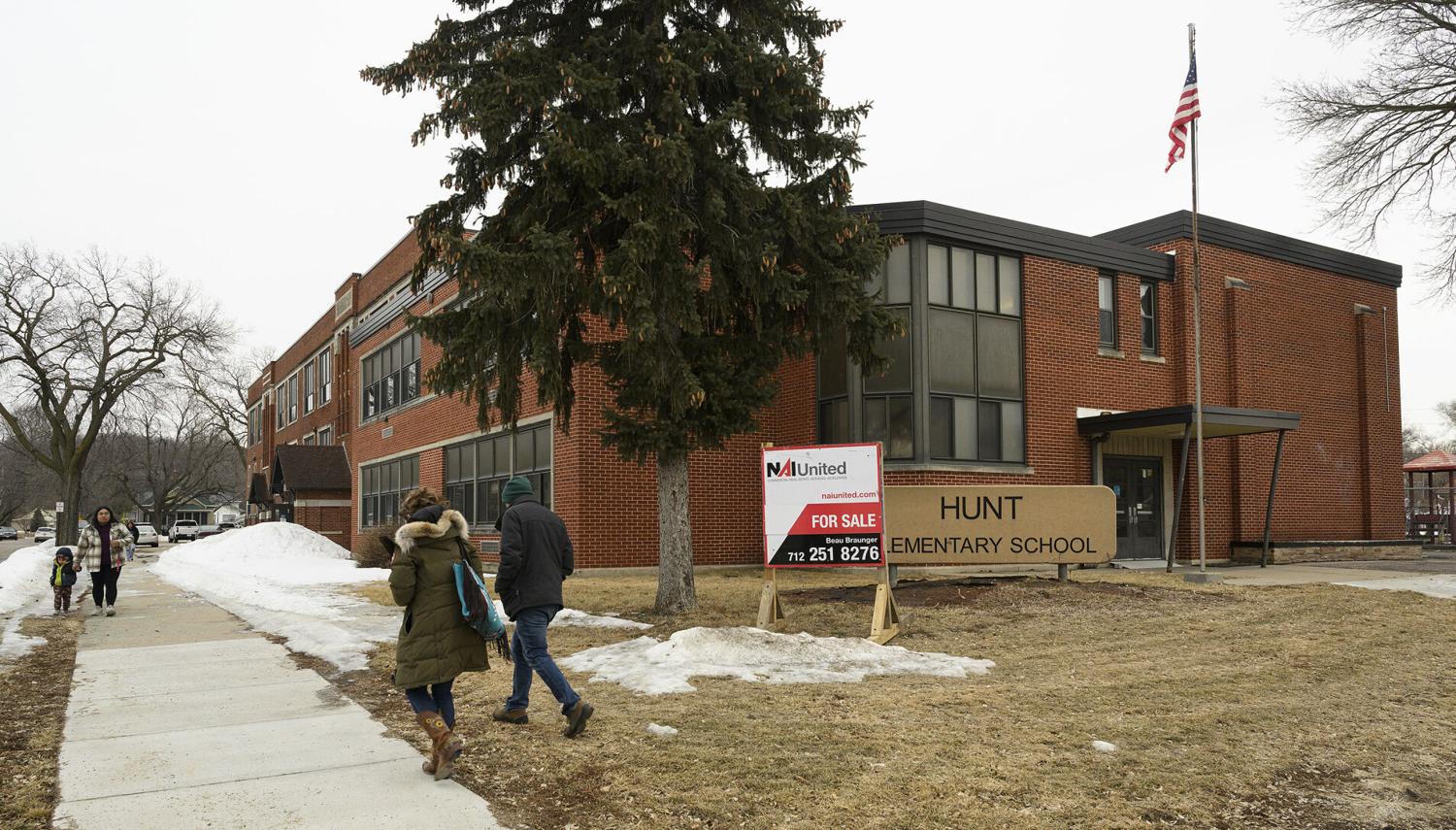 Landmark designation sought for Crescent Park Elementary