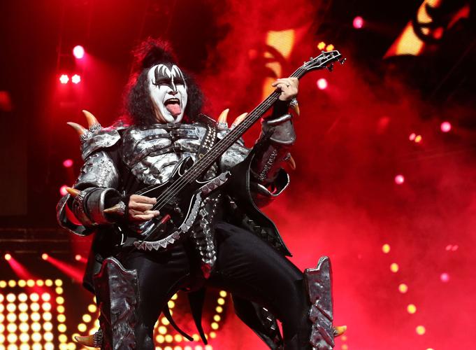 Photos: KISS concert