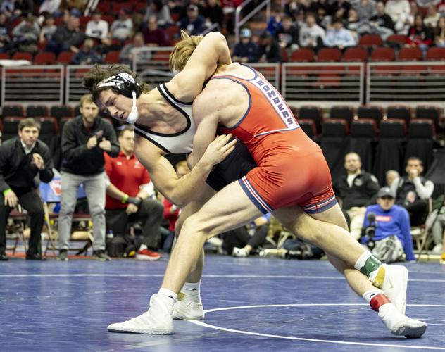 State wrestling tournament underway in Des Moines