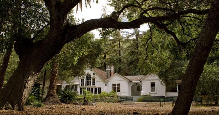 As you like it: The house that Helena built