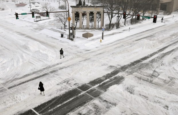 Northwest Iowa faring 'surprisingly' well as snow stops