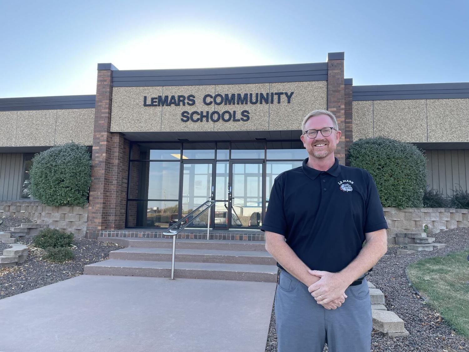 Le Mars Schools seek approval for new elementary school