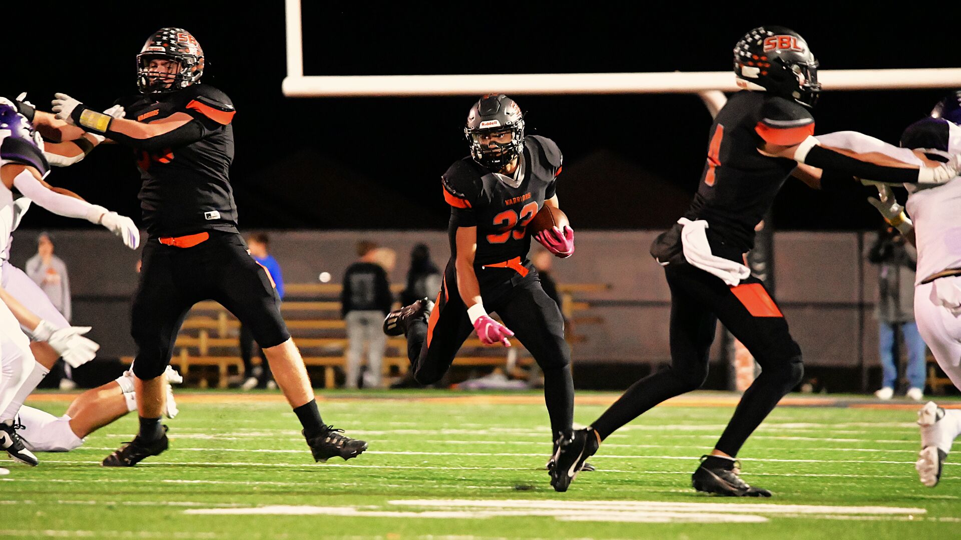 SB-L's Ellington found confidence from those around him