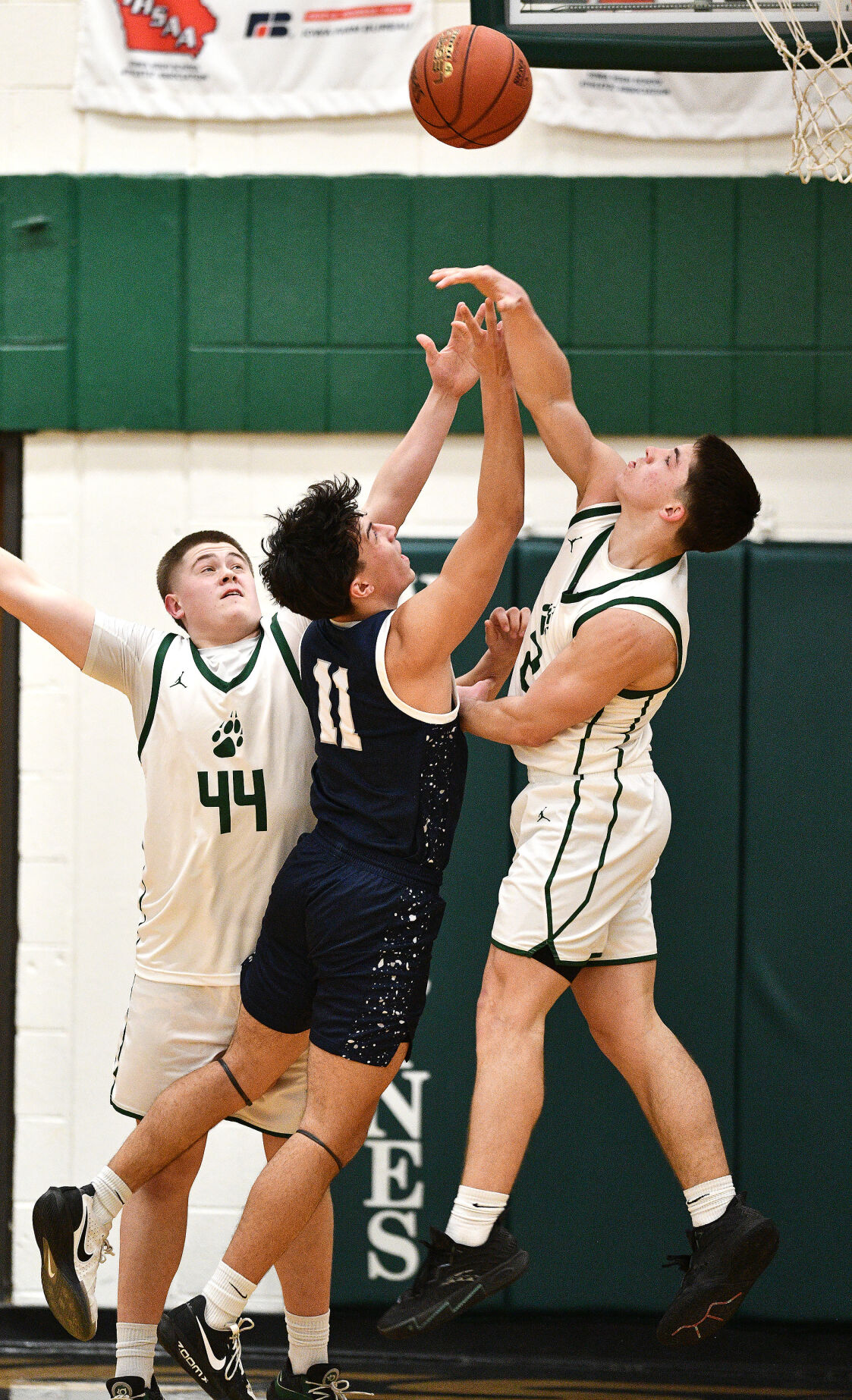West's Roman Henry's 52 points vs. North sets all-time Sioux City boys ...