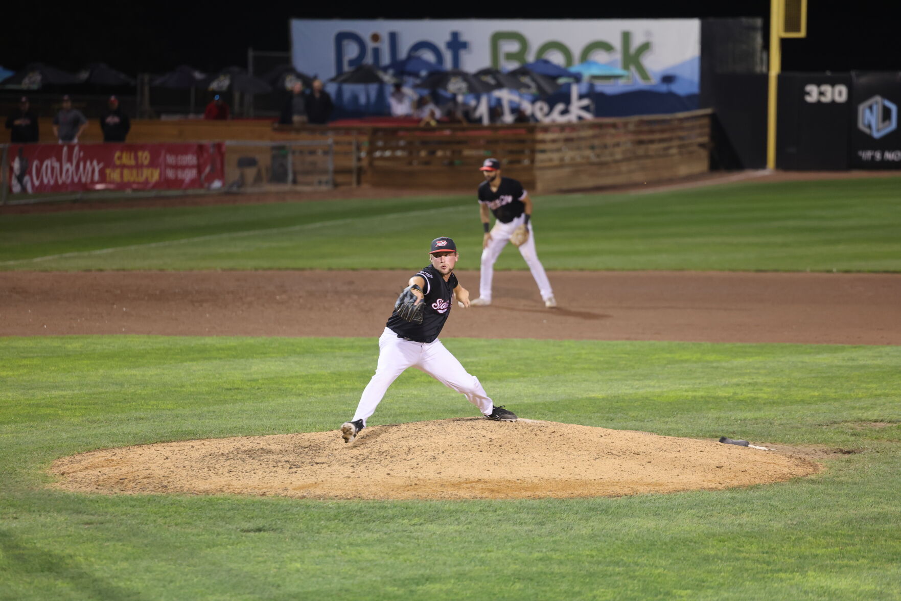 Sioux City Explorers walks off Milwaukee Milkmen