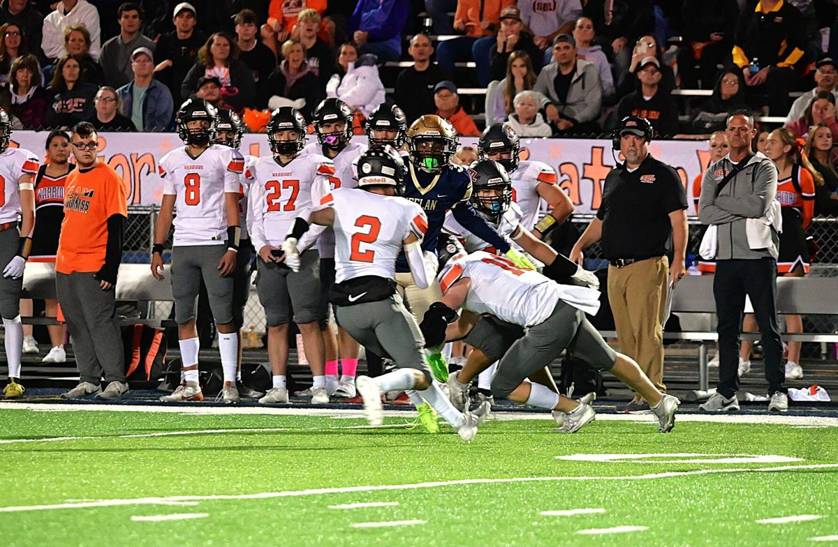 High school football: No. 2 SB-L takes down No. 4 Heelan in 3A district ...