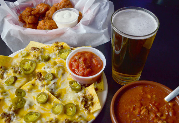 Local bars celebrate Super Bowl with football-friendly buffets