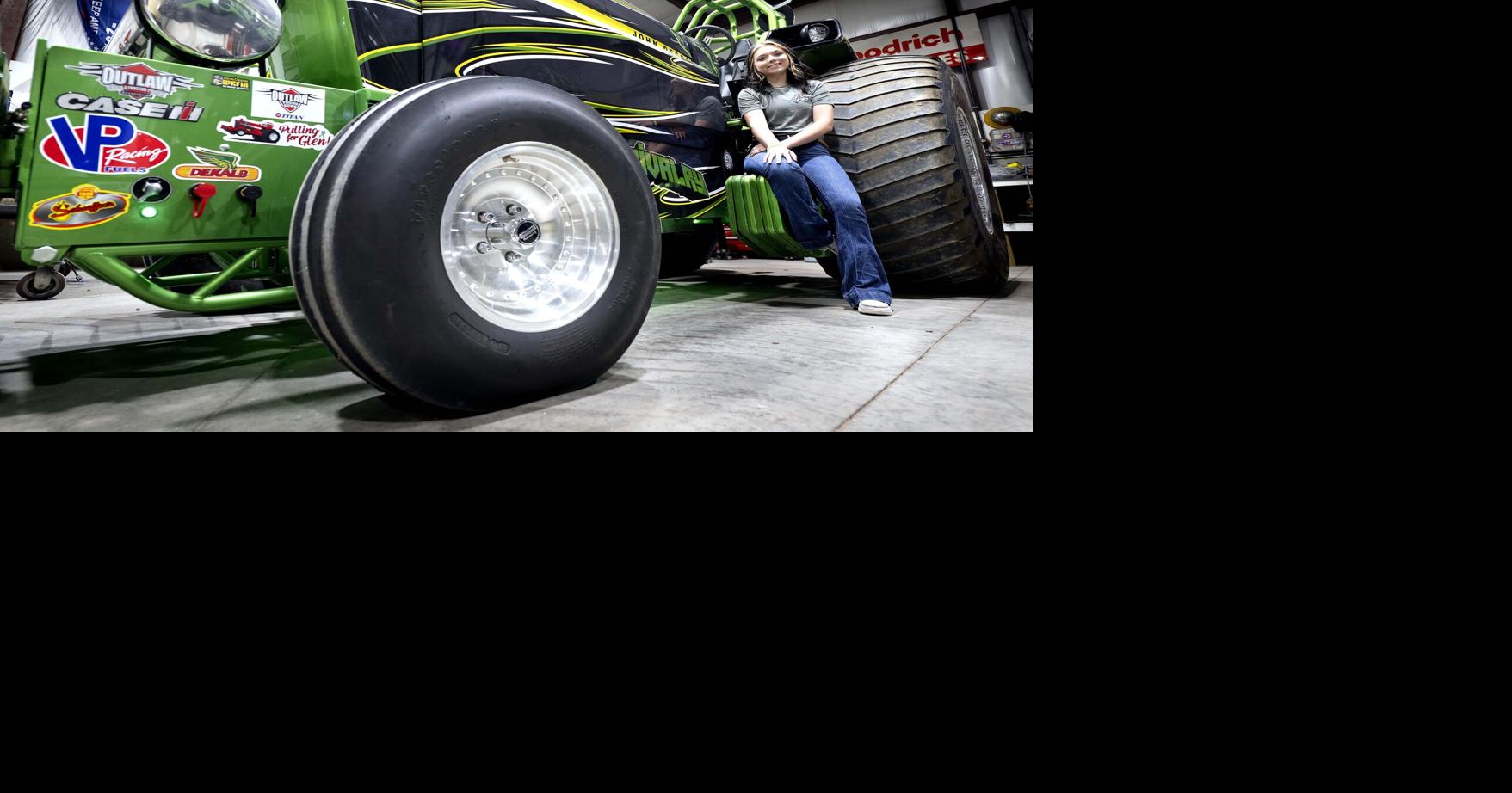 17-year-old woman thrives on the tractor pulling circuit