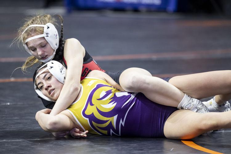 Girls state wrestling: Qualifiers from Sioux City regionals