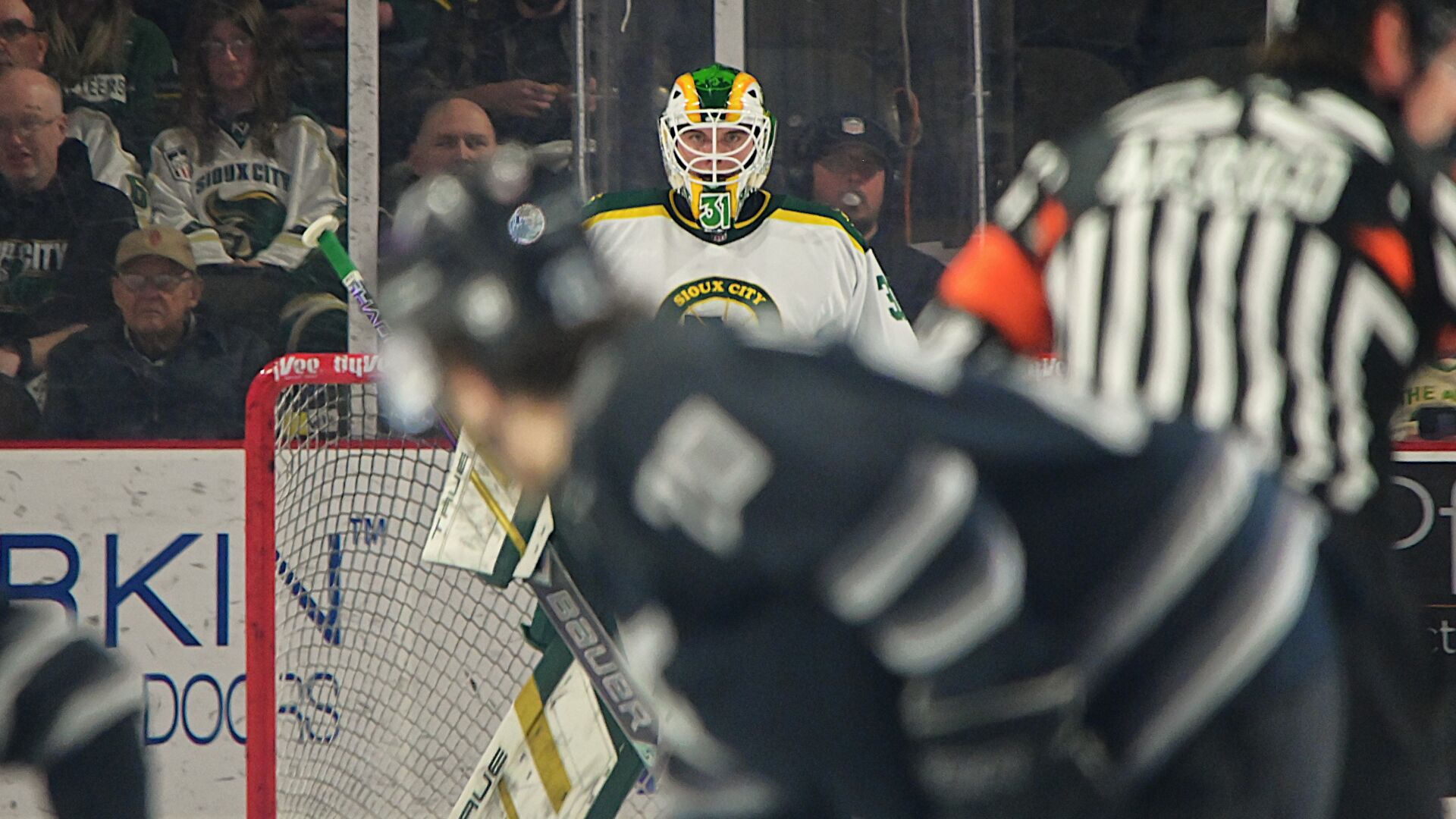Pritchard scores twice as Muskies move on, sweep Fargo