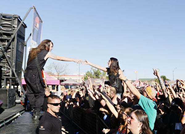 Music unites bands, fans at Uproar festival in Sioux City