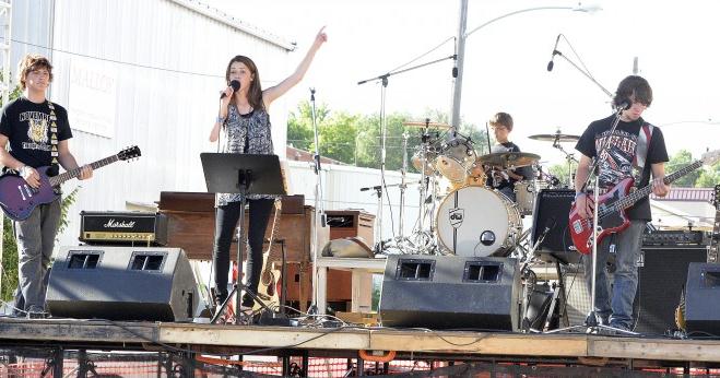 HORLYK: 2 generations of rockers to hit Sergeant Bluff