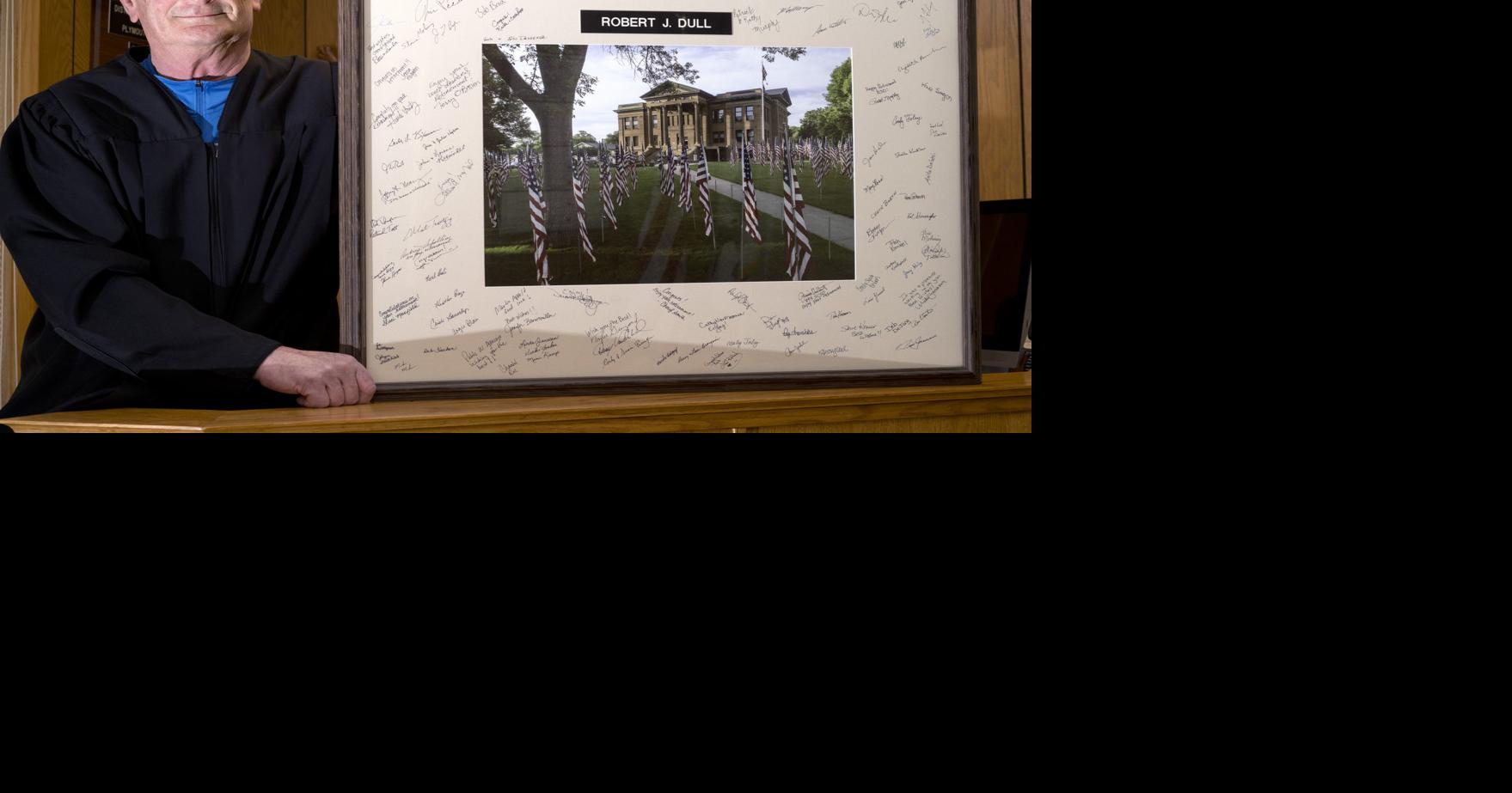 Judge Robert Dull of Le Mars retiring after 25 years on the bench