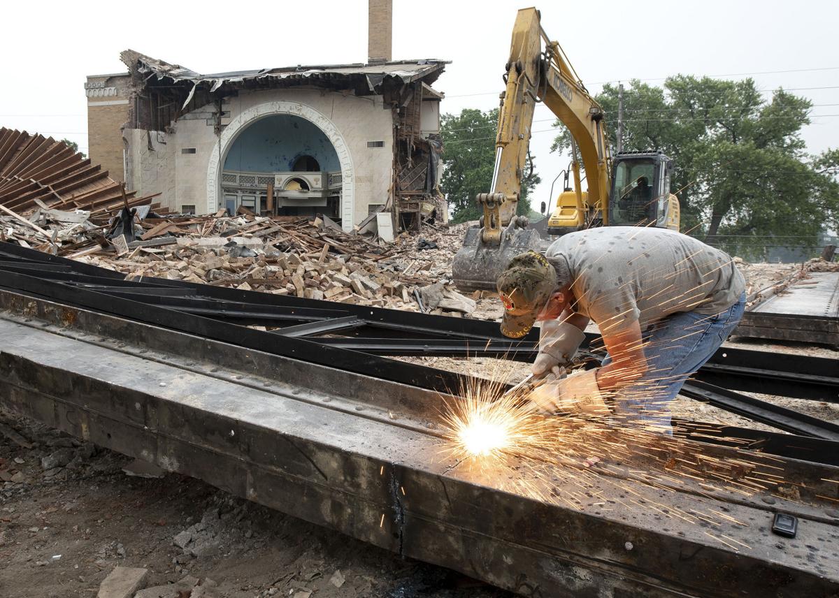 Demolition ongoing at historic Shaare Zion Synagogue