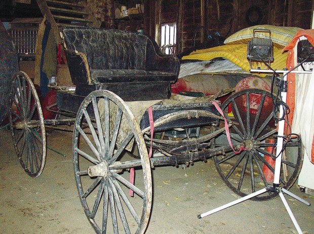 Antique store visit sparks 'fever' for fixing up buggies