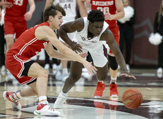 Mustangs, Raiders to host NAIA men's tourney openers