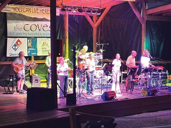 SML Boomer Band benefit concert energizes crowd on full moon night ...
