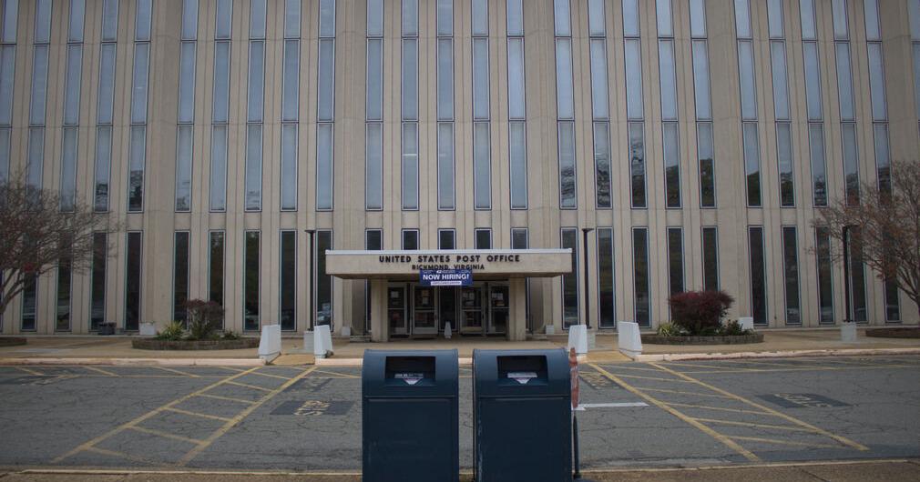 Virginia mail service improves; second Trump push to privatize USPS ...