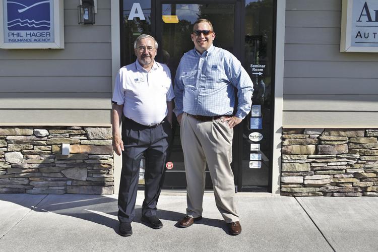 Hagers celebrate 35 years | Local News | smithmountaineagle.com