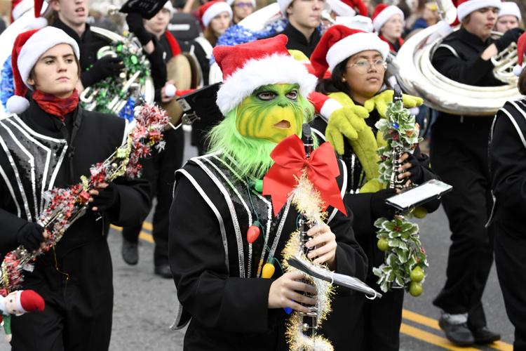 Annual Christmas Parade turns Bedford into ‘Winter Wonderland’ | Local ...