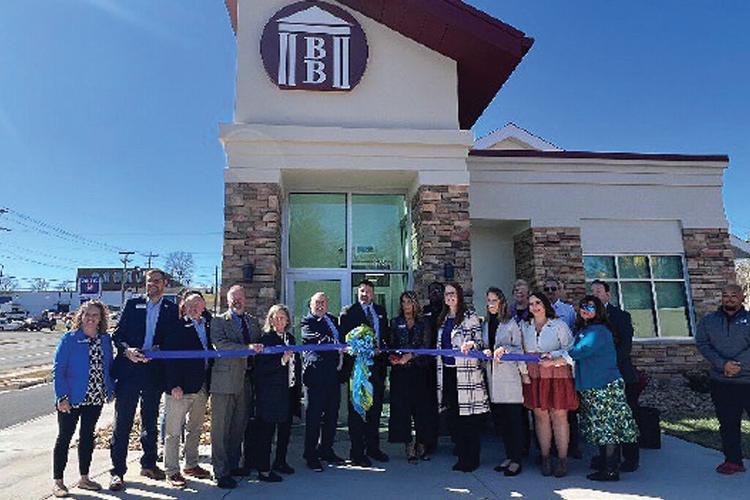 Bank of Botetourt celebrates grand opening of new Rocky Mount oﬃce ...