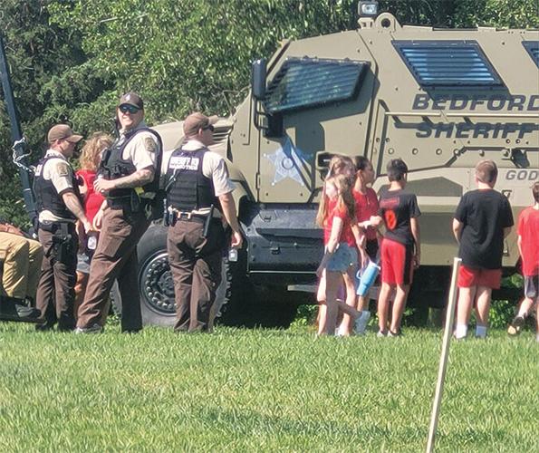 D.A.R.E Day held for Bedford County Schools fifth graders | Local News | smithmountaineagle.com