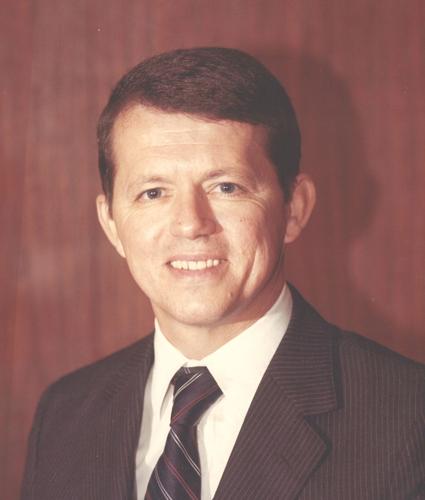 Donald Lee Houck | Obituaries | smithmountaineagle.com