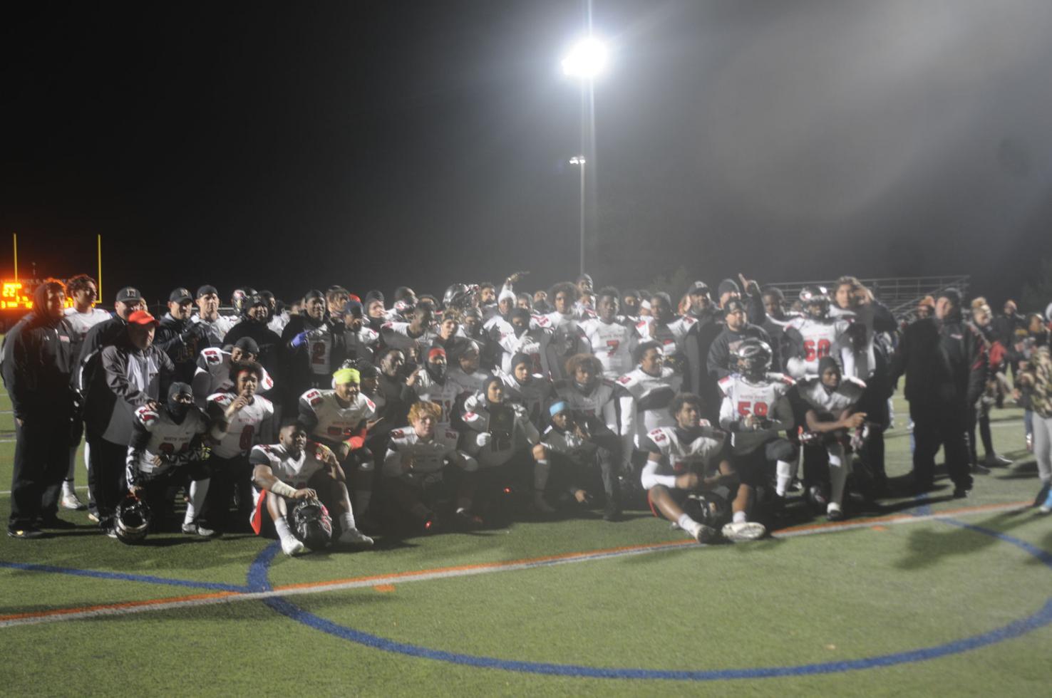 North Point football wins 4A East Region title | Spotlight | somdnews.com