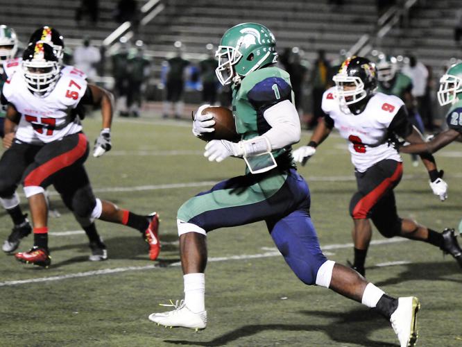 North Point football holds off St. Charles | News | somdnews.com