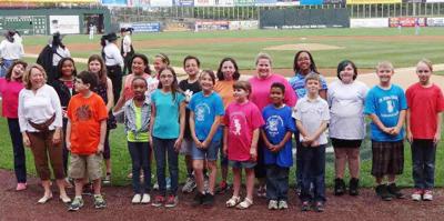 Craik chorus takes to the field | News | somdnews.com