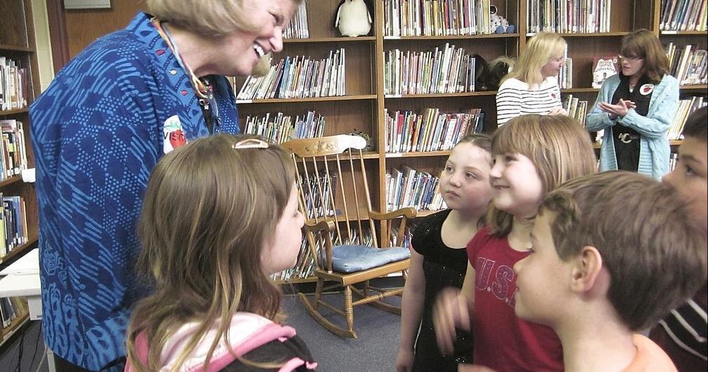 Jones Lane Elementary hosts guest readers for annual reading day | News ...