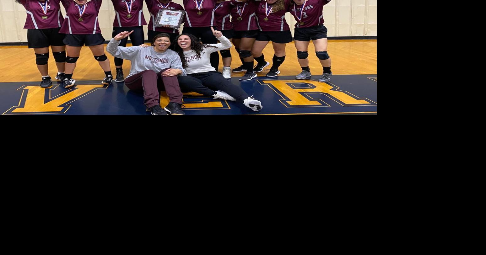 Two SMCA fall teams capture MISAL titles | High School | somdnews.com