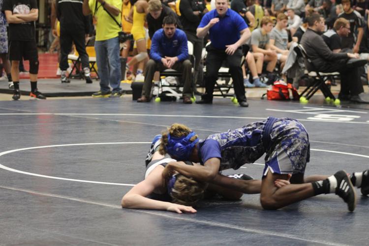 Lackey wrestling falls to Sparrows Point in 1A state duals | Spotlight ...