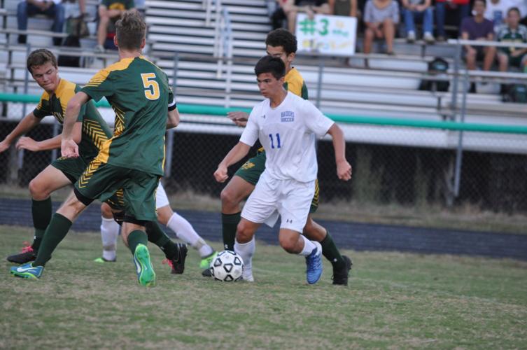 Leonardtown boys soccer rolls past Great Mills | News | somdnews.com