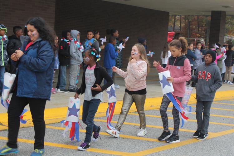 Arthur Middleton Elementary holds veterans parade | Local News ...