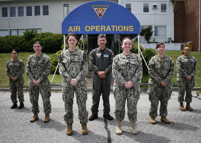 Pax air traffic control makes history with all-women crew | Military ...