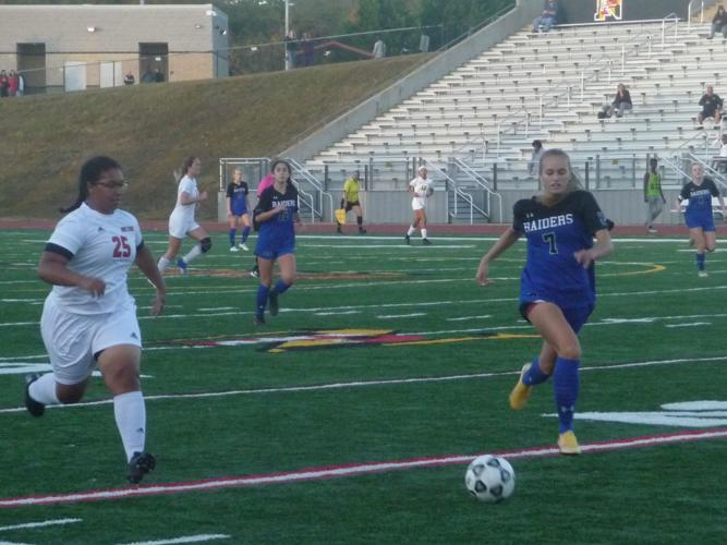North Point loses to Leonardtown in overtime in SMAC girls soccer ...