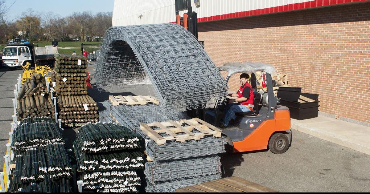 New Tractor Supply chain store not seen to compete with independent ...